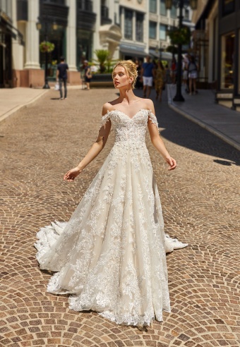 2020 Spring Bridal Trends and Wedding Gown Inspiration